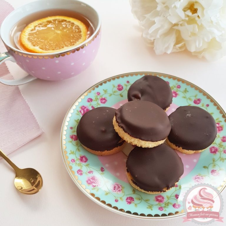 Pim's maison à l'orange - Maman fait un gâteau